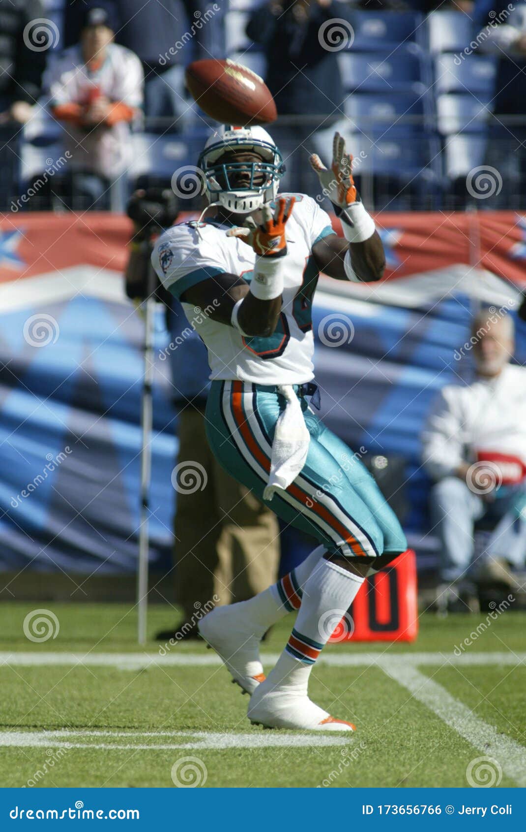 Chris Chambers editorial photo. Image of sports, tight - 173656766