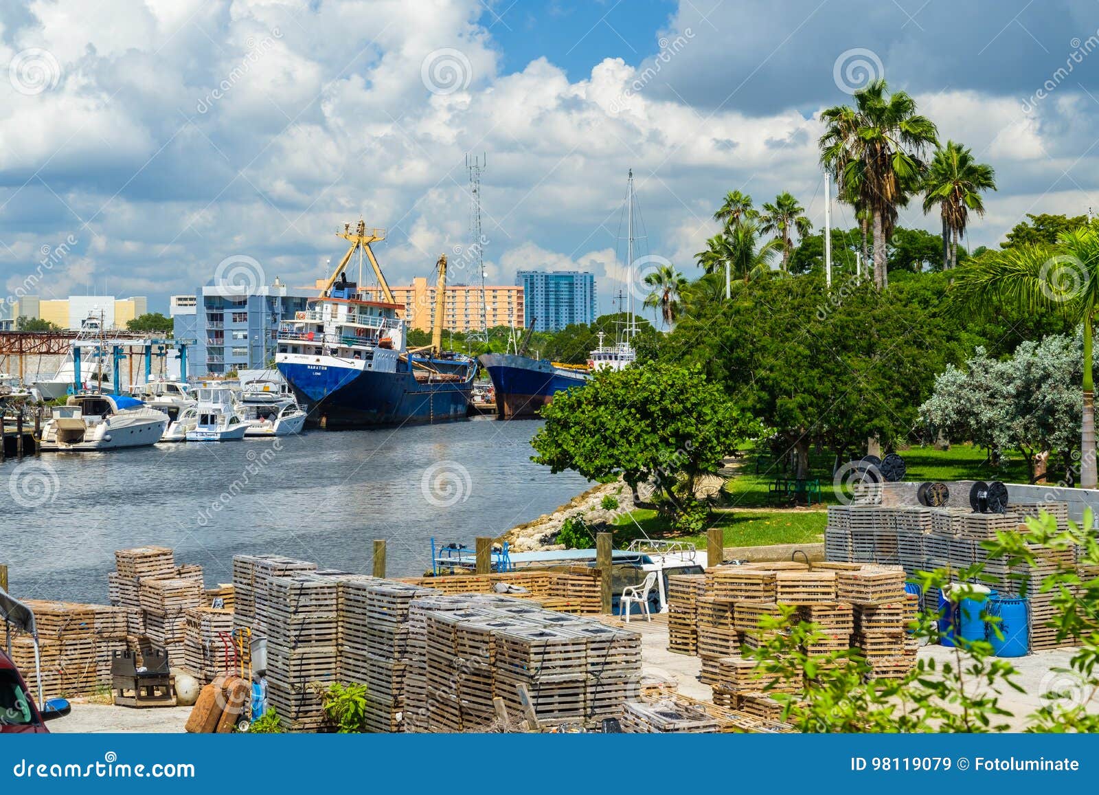 Miami River Cityscape editorial stock image. Image of boating - 98119079 Miami River Cityscape editorial stock image. Image of boating - 98119079