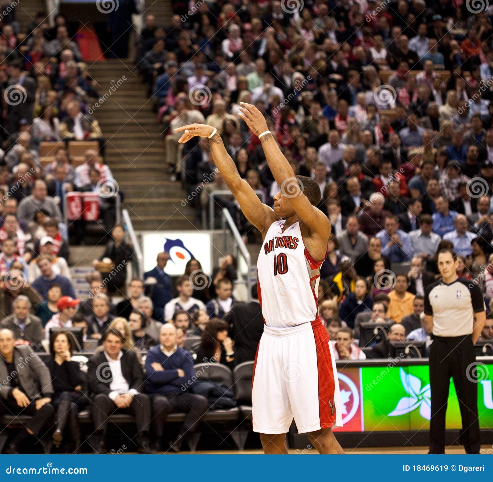Miami Heat Vs. Toronto Raptors Editorial Stock Image - Image of center ...