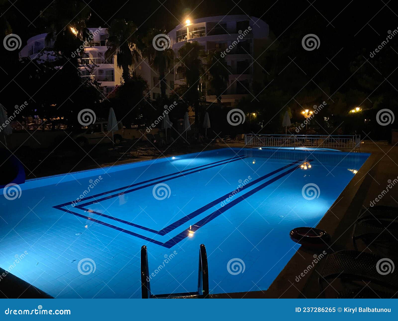 Miami Infinity Pool at Epic Hotel Stock Image - Image of paradise ...