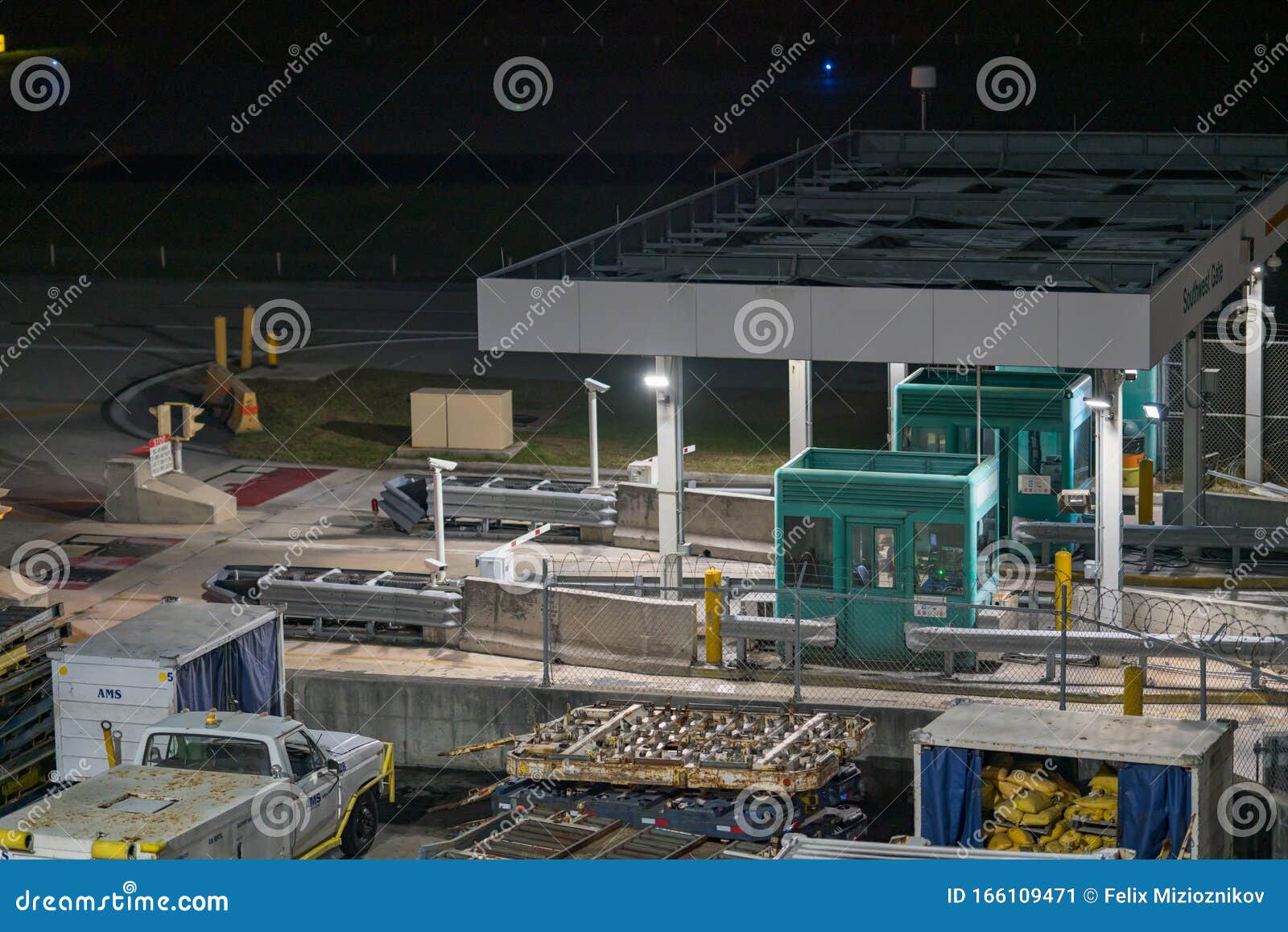 Miami International Airport Restricted Access To Runway Cargo Loading ...