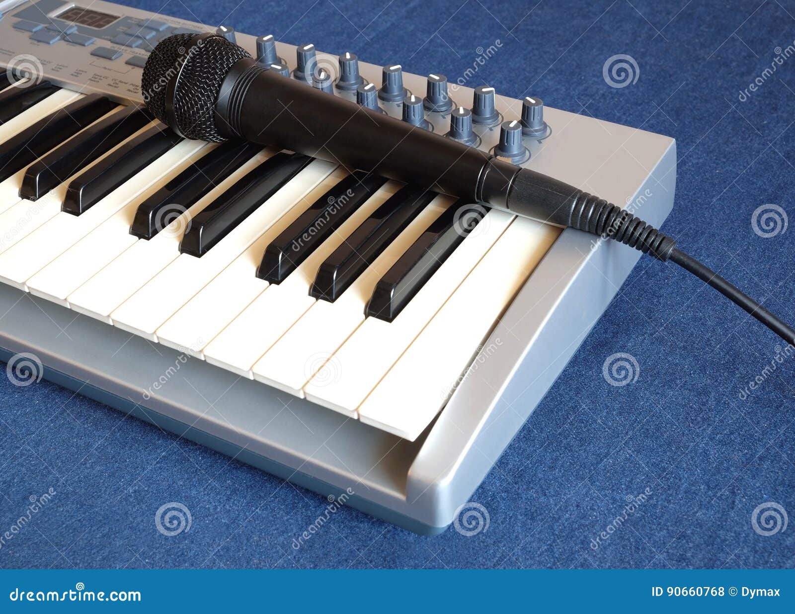 Mic Synth Piano Roll Front Side View Closeup Photos - Free & Royalty ...