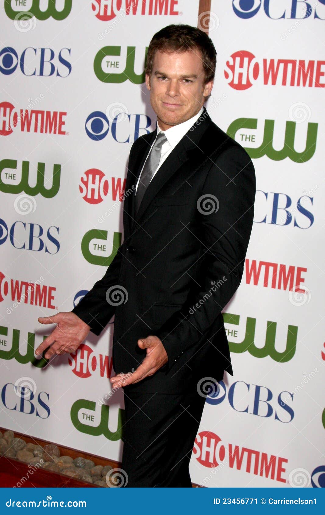 Michael C. Hall editorial photo. Image of hall, arriving - 23456771