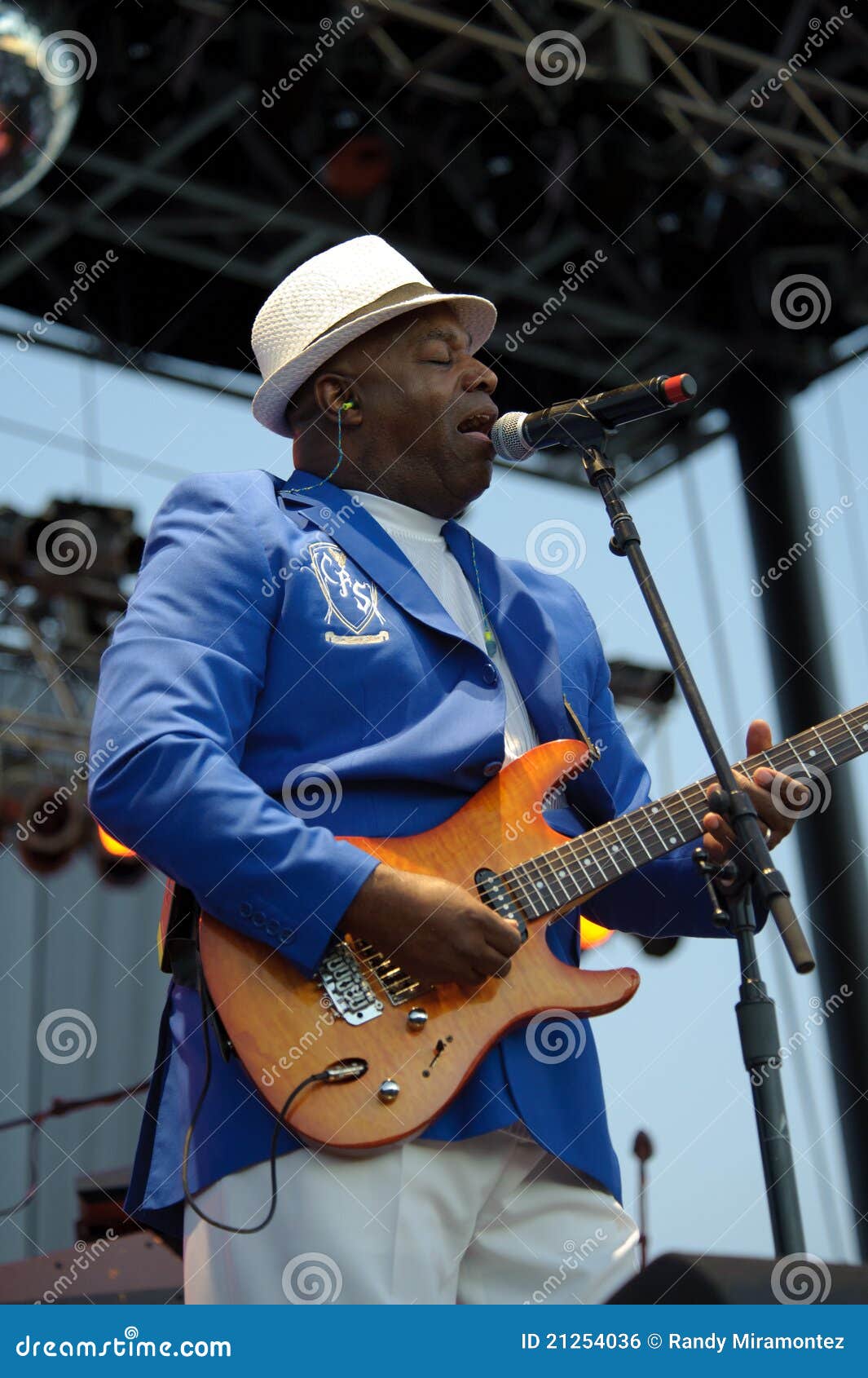 Michael Cooper editorial photo. Image of funk, instrument - 21254036