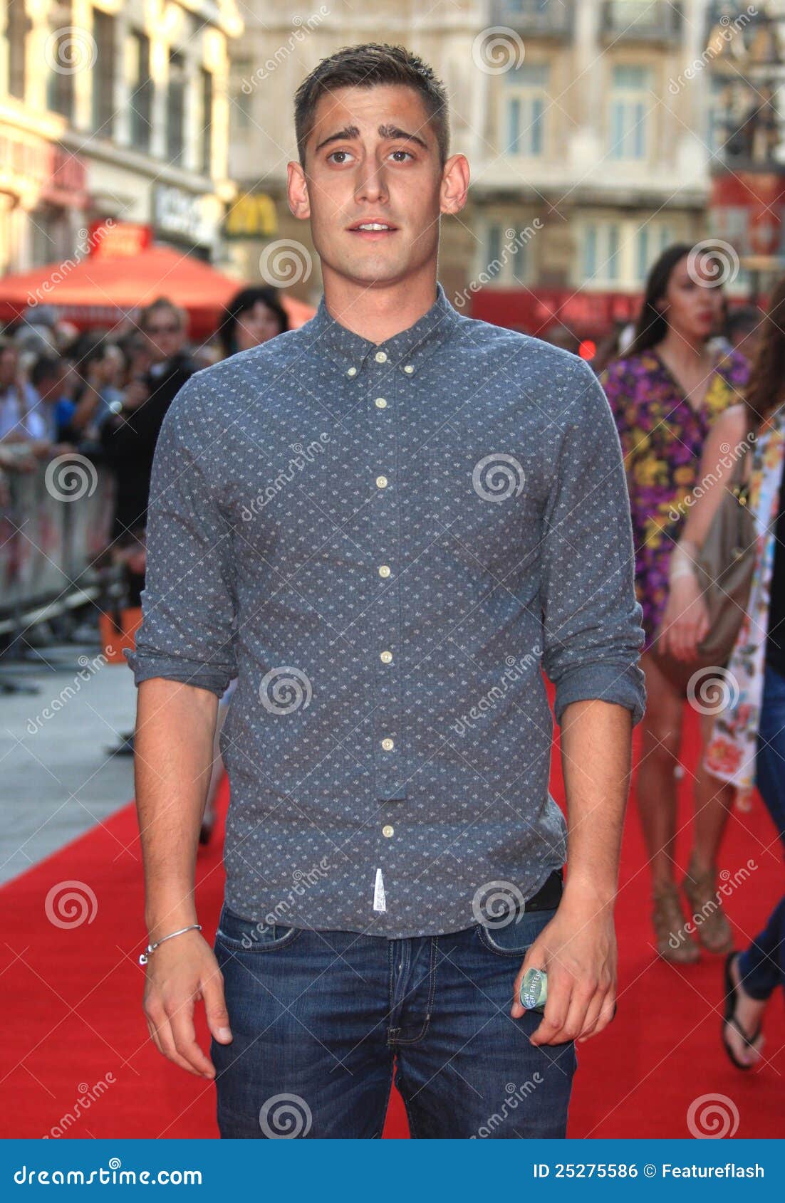 Michael Socha editorial photo. Image of premiere, london - 25275586