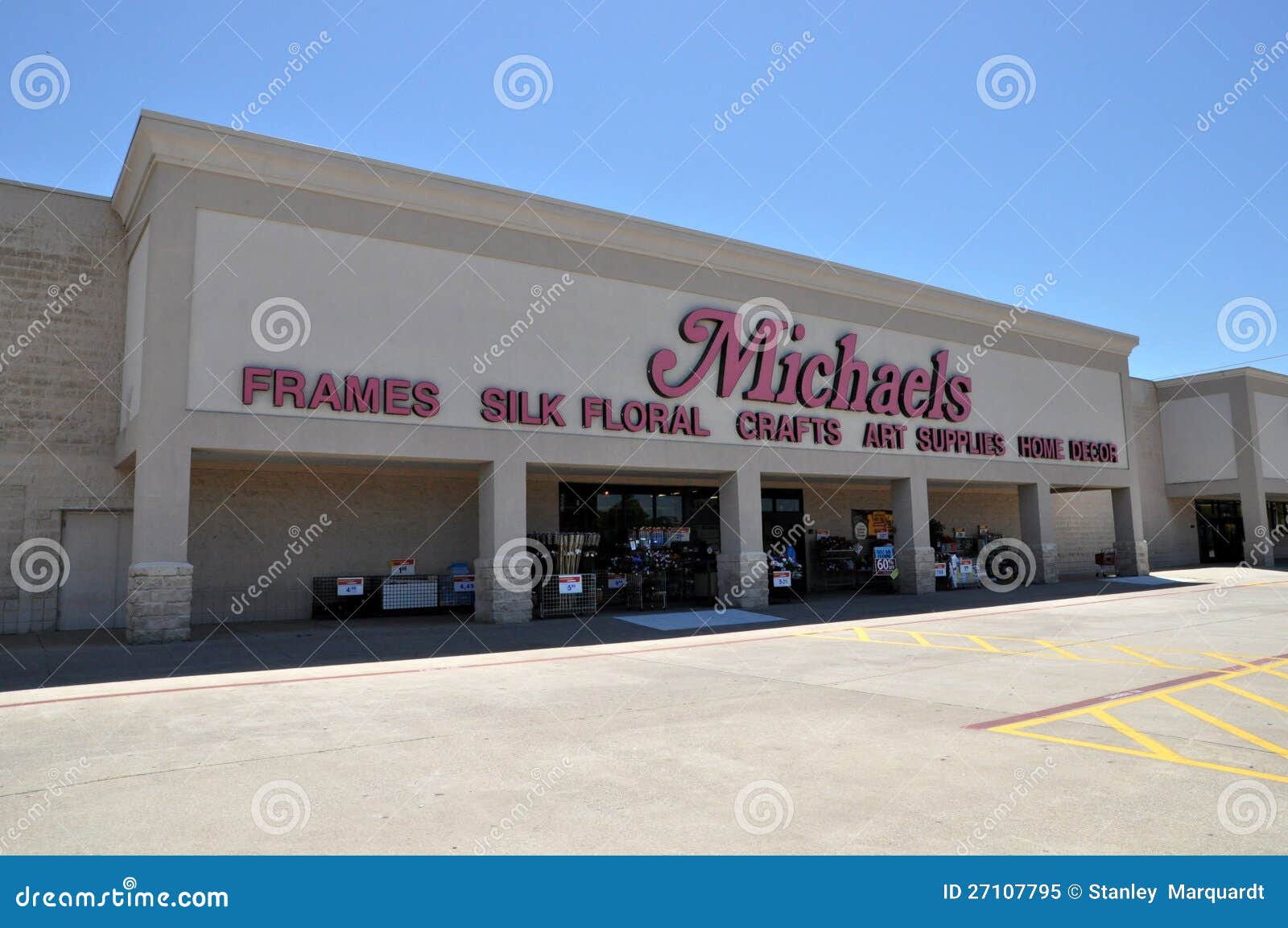 Michaels Store. editorial image. Image of home, michaels - 27107795