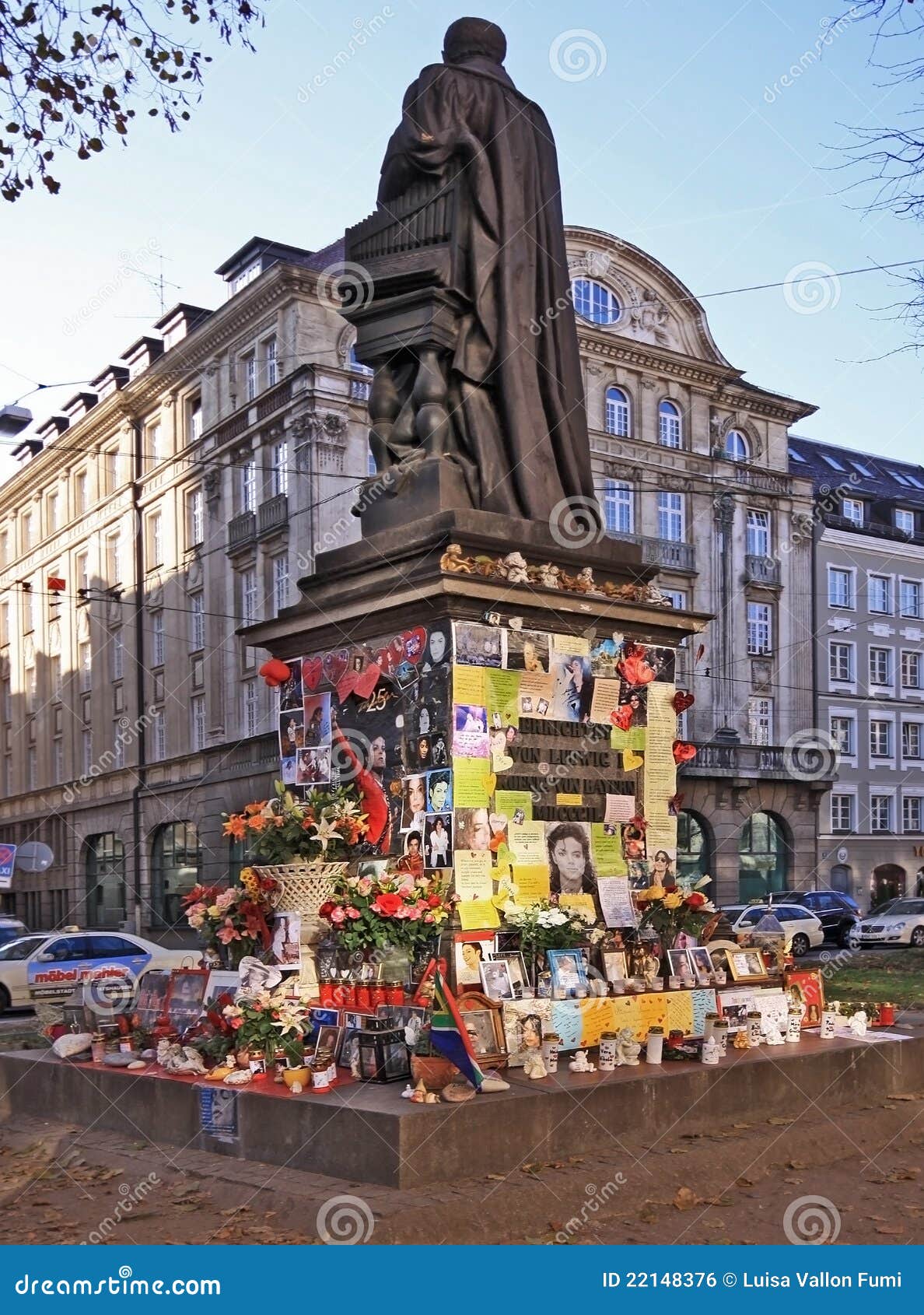 Micheal Jackson Spontaneous Memorial in Munich, De Editorial Photo ...
