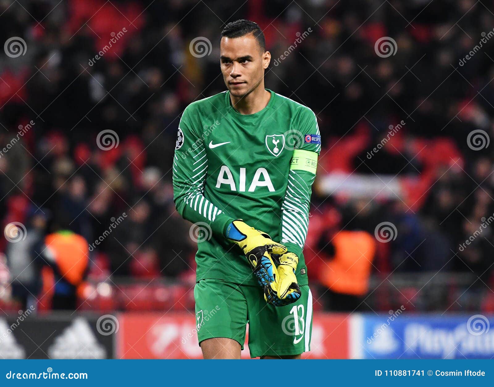 Michel Vorm redaktionelles foto. Bild von stärke, meister - 110881741