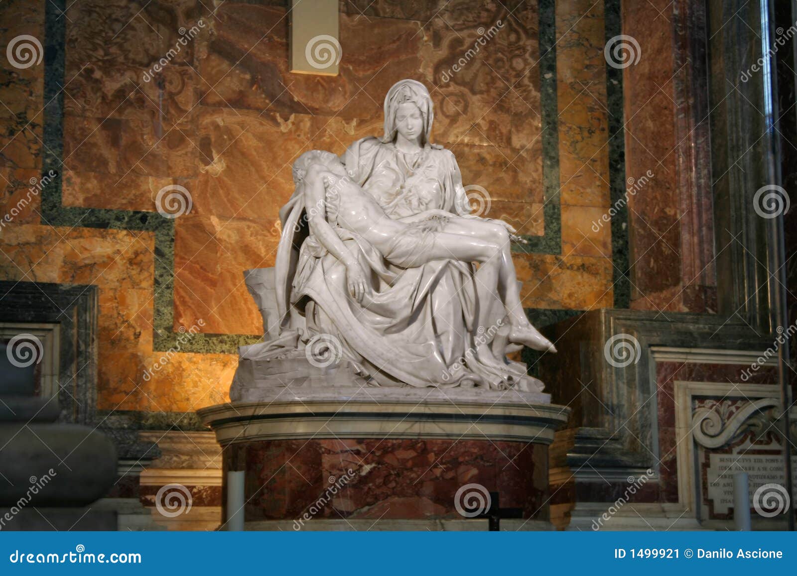Michelangelo s La PietÃ editorial photo. Image of classical - 1499921