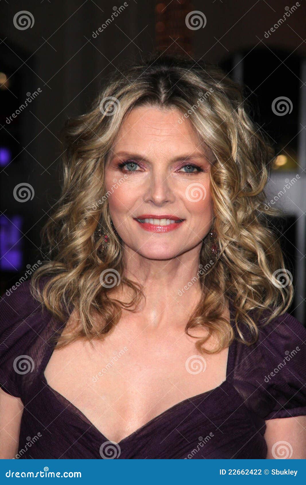 Michelle Pfeiffer, editorial photography. Image of chinese - 22662422