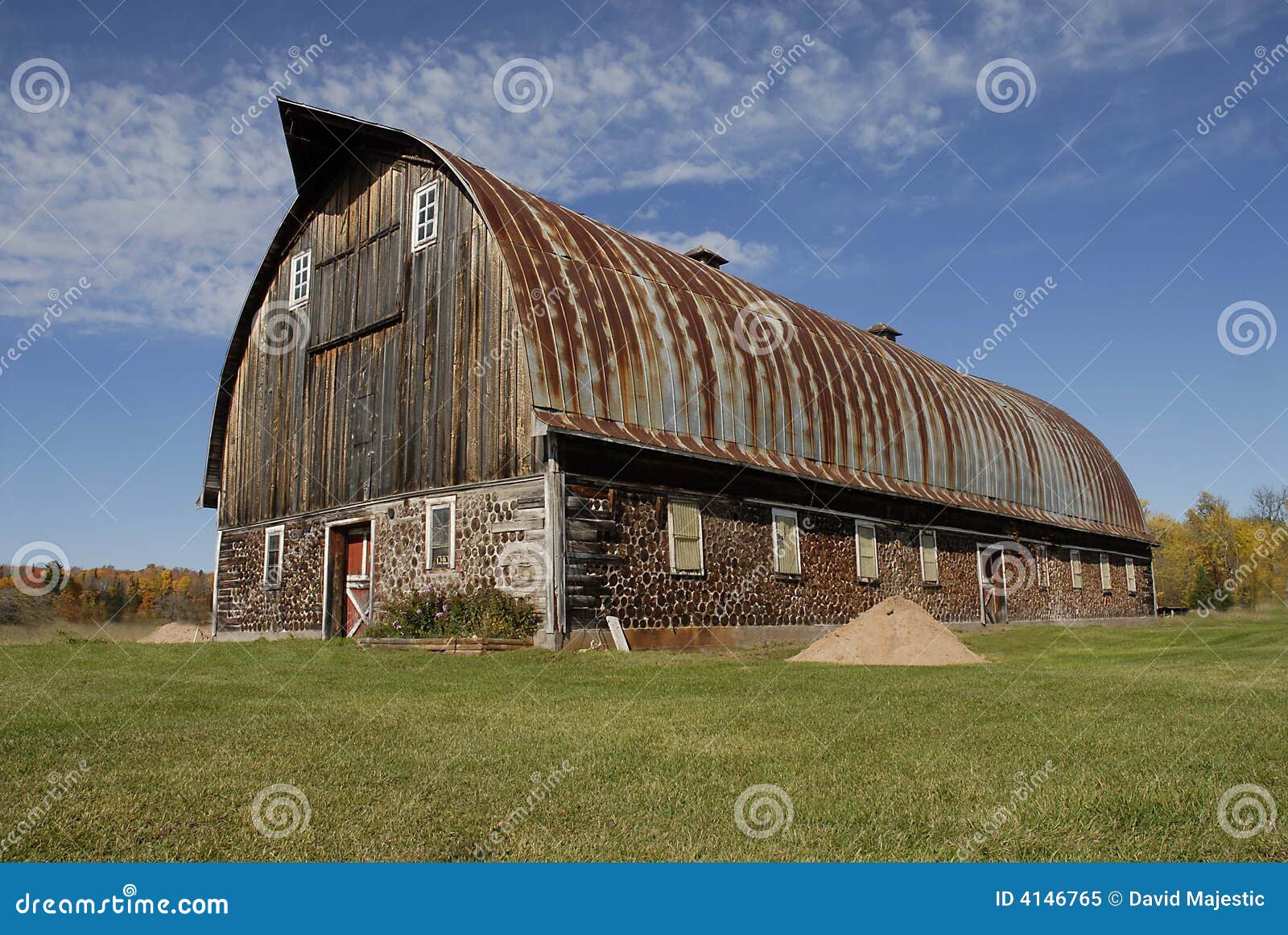 Michigans Largest Corwood Barn Stock Image - Image of plowing, sheep ...