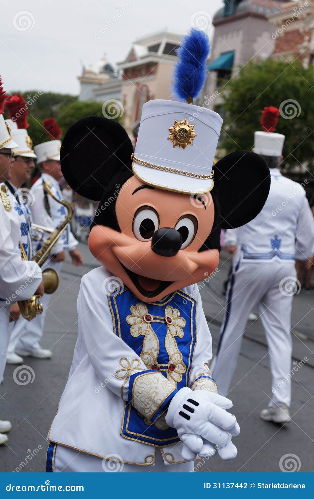 Mickey Mouse fotografía editorial. Imagen de calle, mickey - 31137442