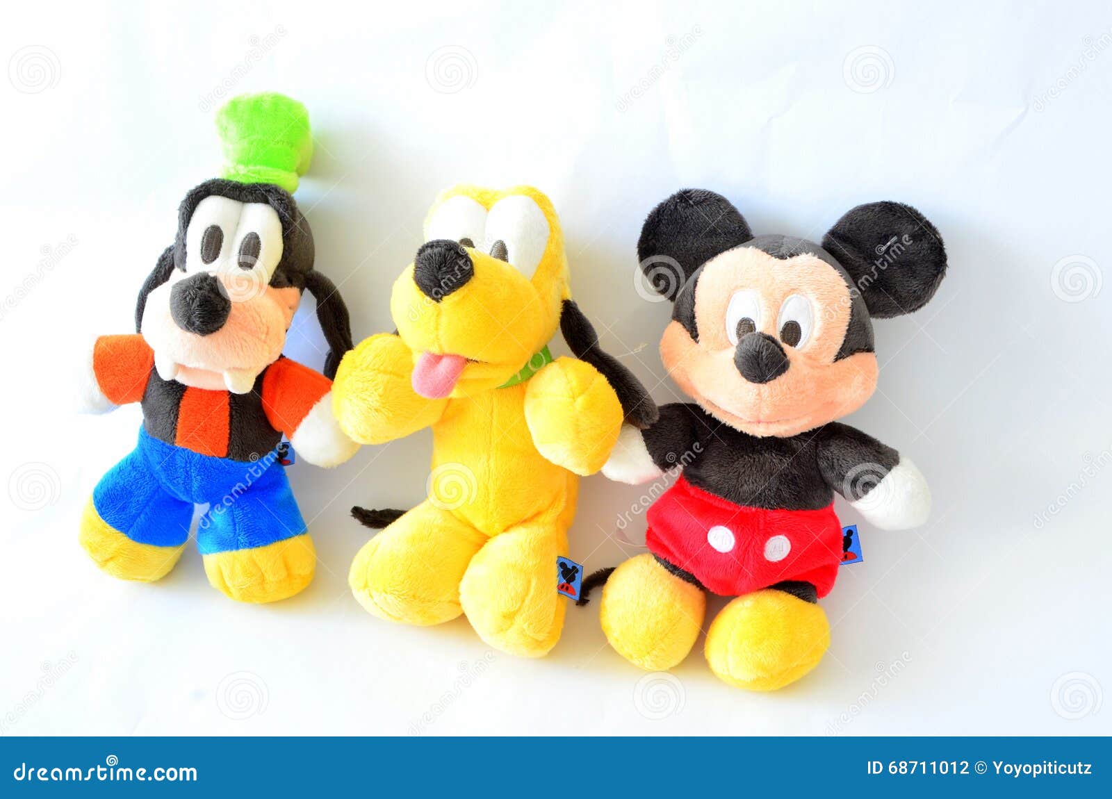 Pluto Playing With Little Girl At Epcot In Walt Disney World . 3 ...