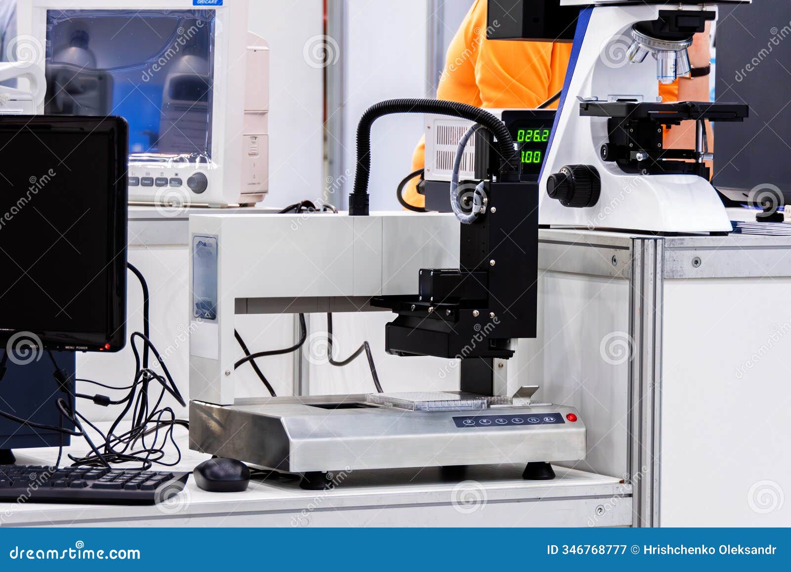 Microbial Identification And Sensitivity Analyzer Royalty-Free Stock ...