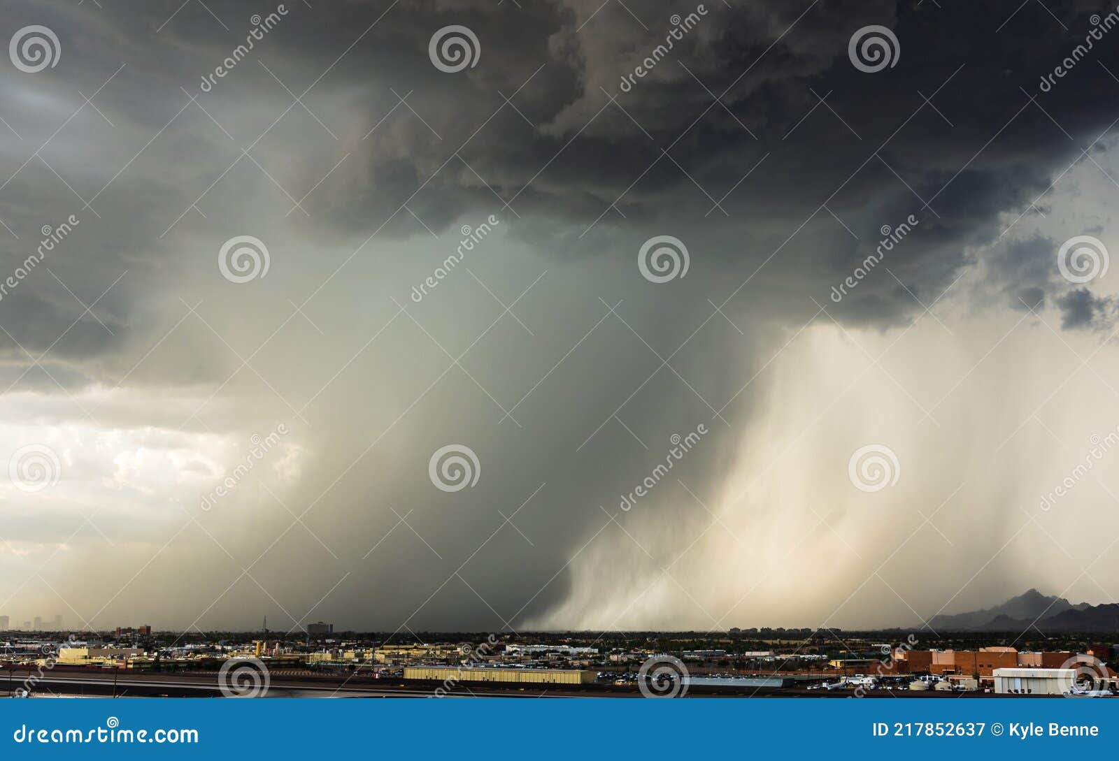 Microburst Over Phoenix, Arizona Stock Image - Image of scenic, storm ...