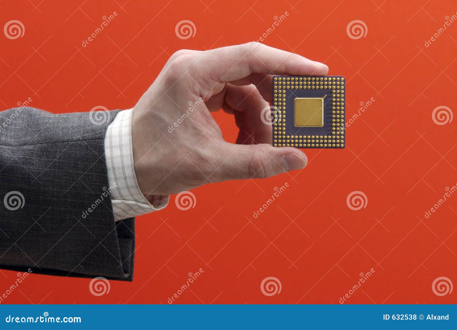 Microchip foto de archivo. Imagen de primer, cable, ensamblaje - 632538