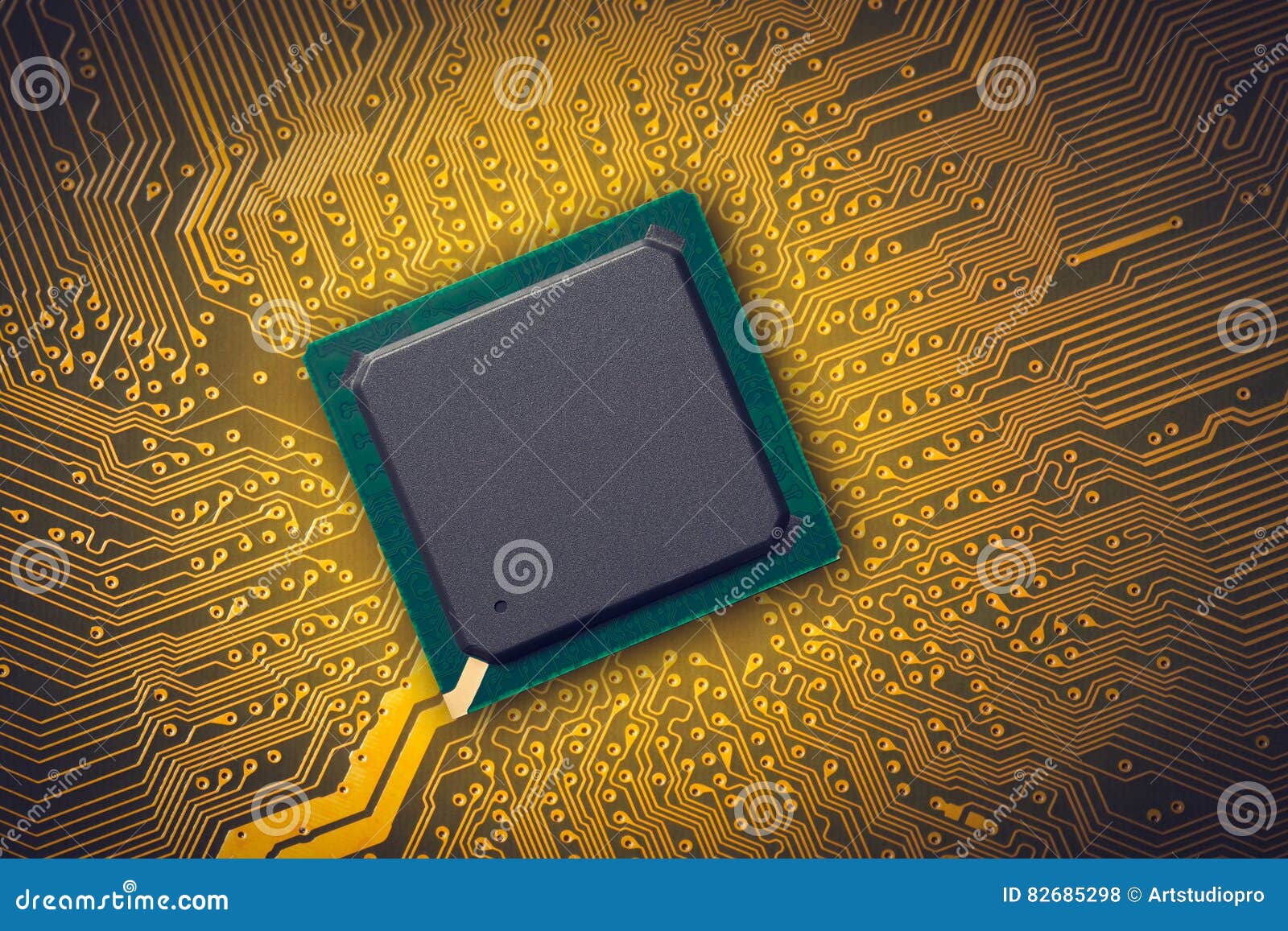 Microchip foto de archivo. Imagen de digital, motherboard - 82685298