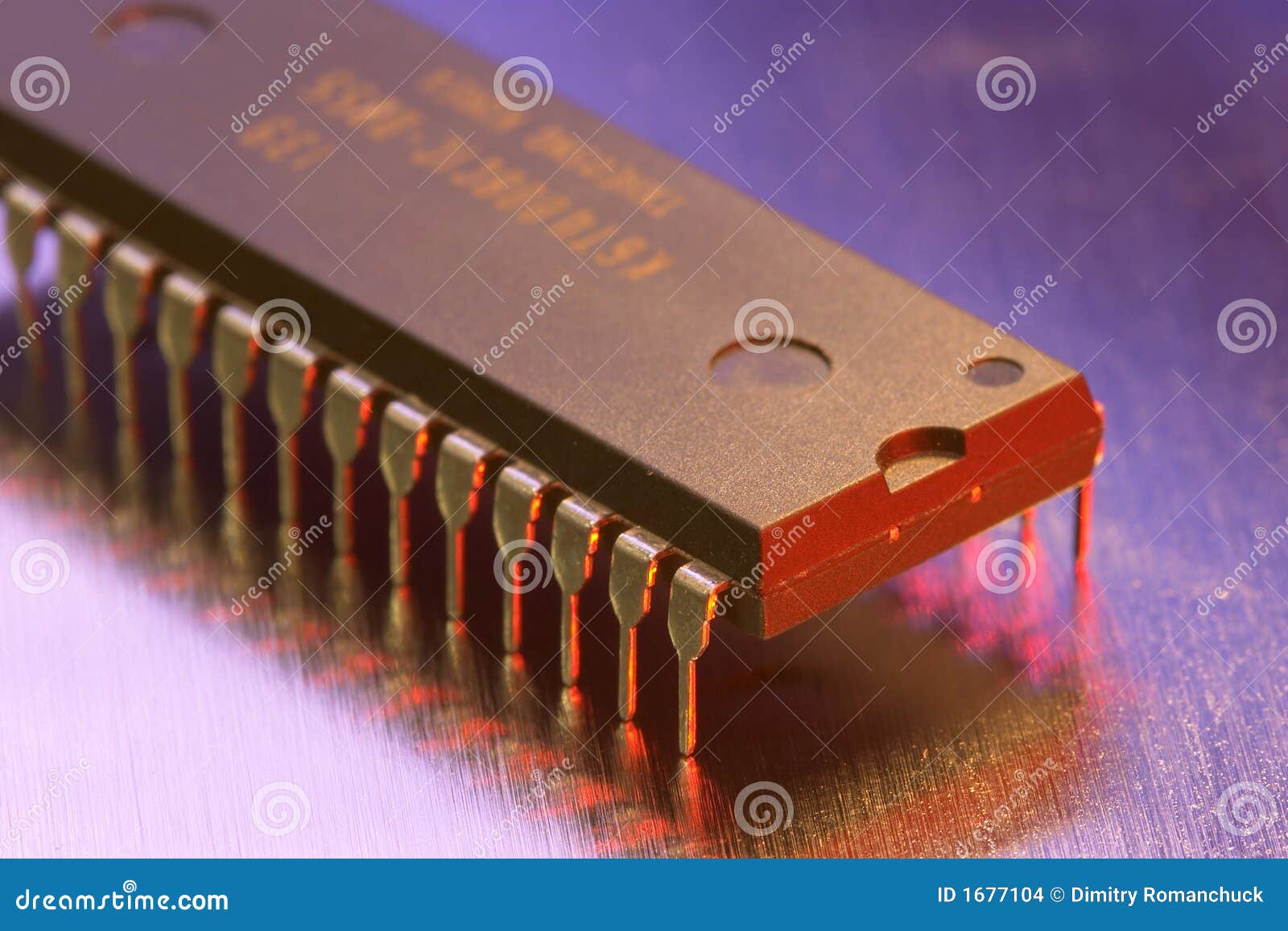 Microchip Op Een Metallplaat Stock Foto - Image of automatisering ...