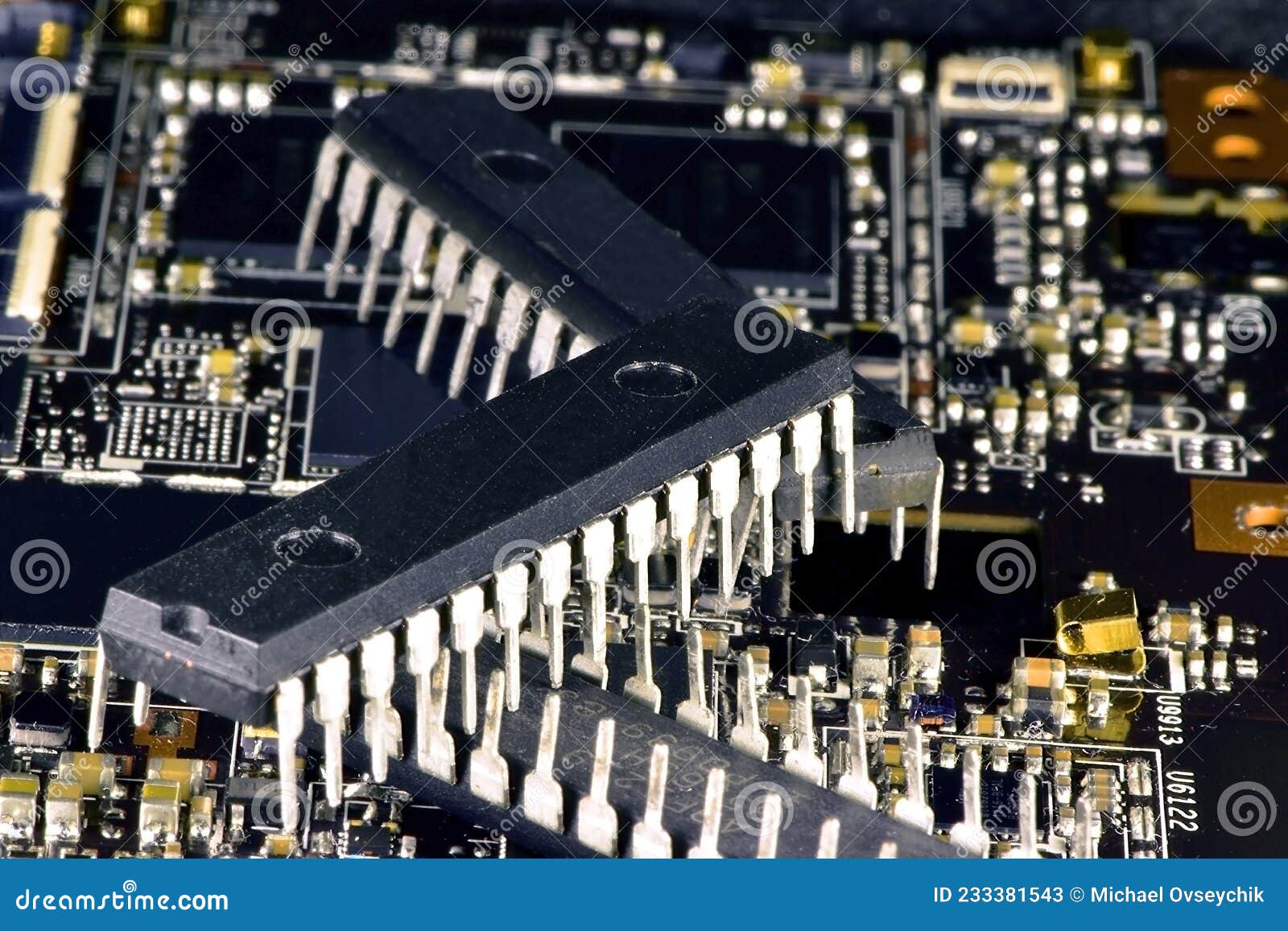 Microcontrollers in the DIP28 Case are Slightly Inferior in Size To the ...