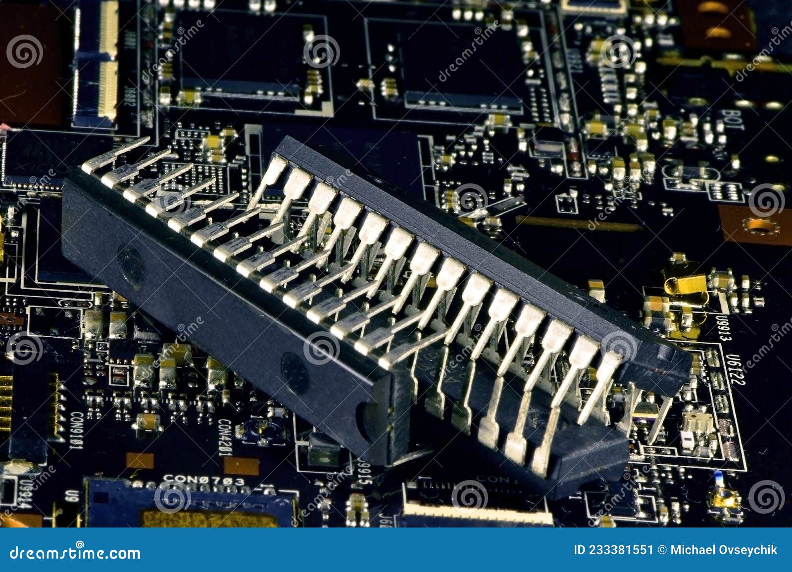 Microcontrollers in the DIP28 Case are Slightly Inferior in Size To the ...