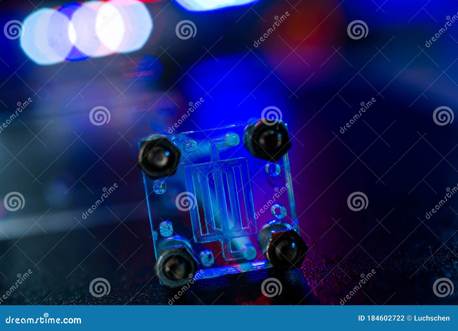 Microfluidic Device Instrument that Uses Micro Amounts of Fluid on a ...