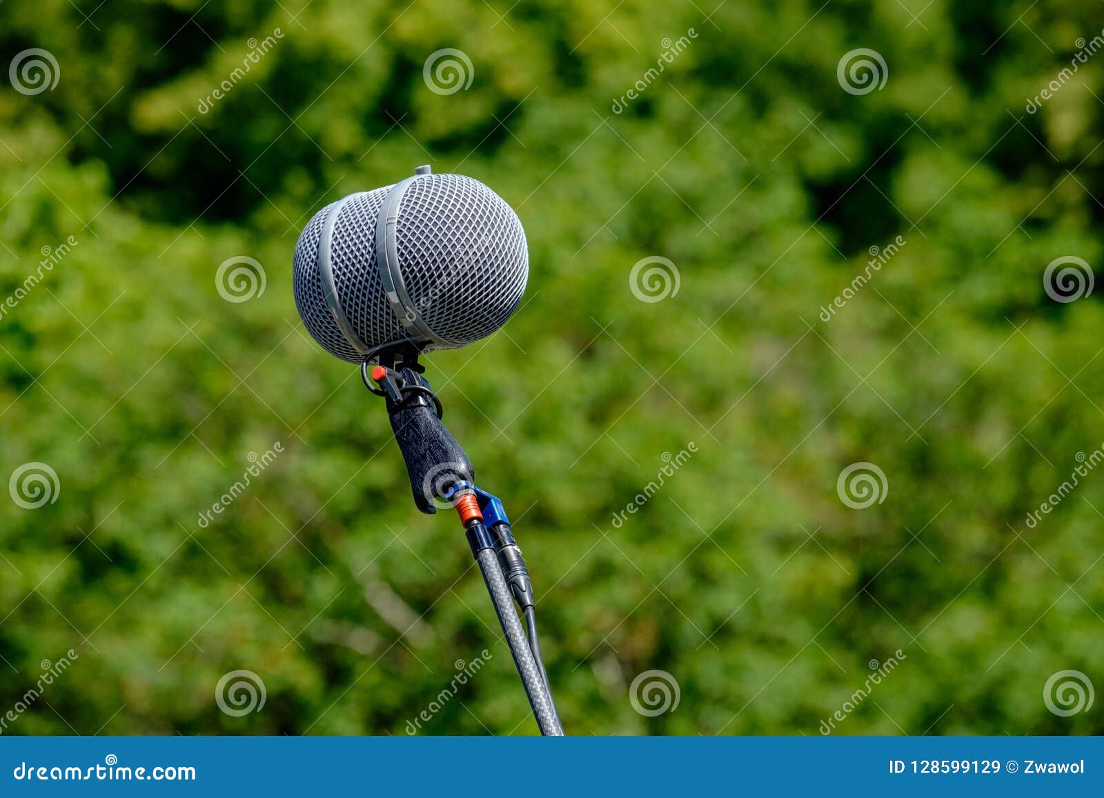 Microfon Stock Images - Download 45 Royalty Free Photos