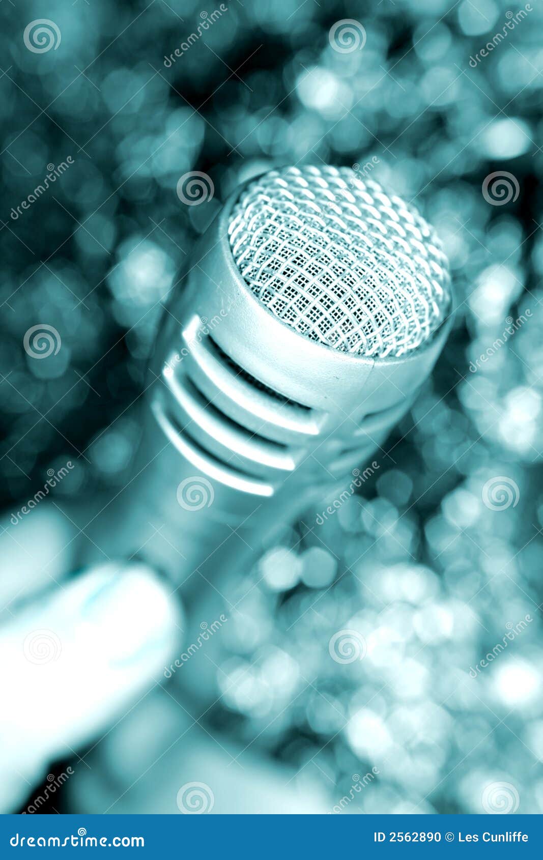 Microfoon stock foto. Image of microfoon, mike, verticaal - 2562890