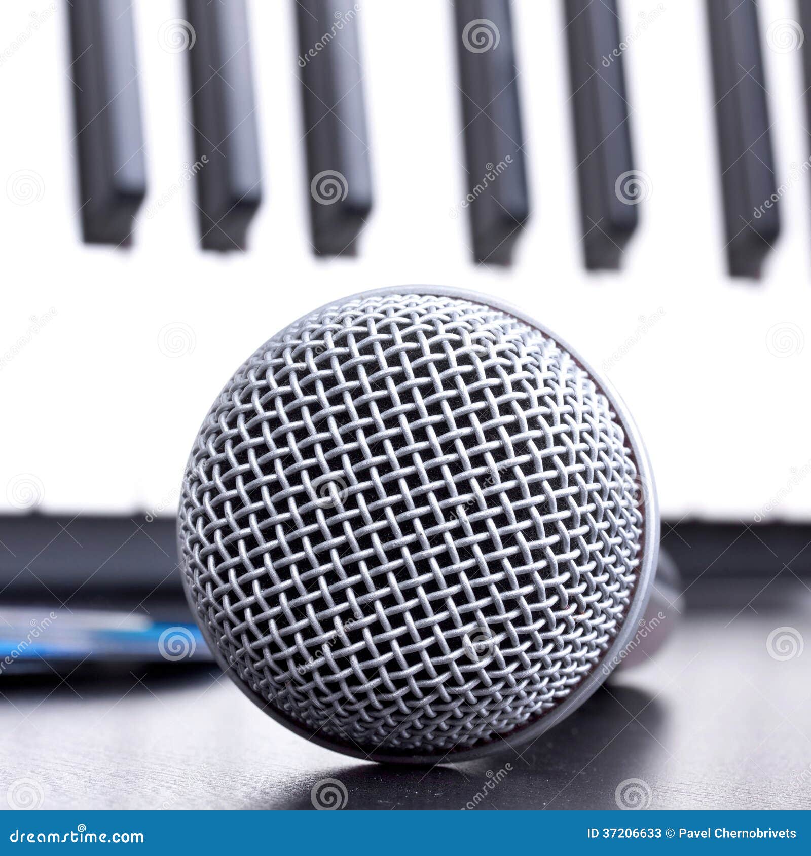 Microphone and Piano Keyboard Stock Image - Image of home, event: 37206633