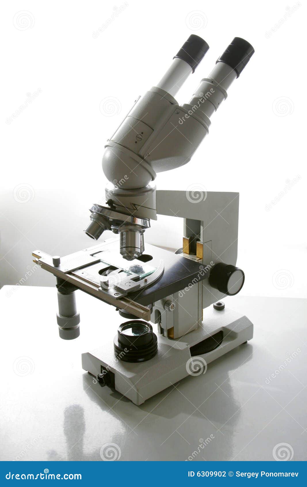 Microscoop stock foto. Image of biologie, virussen, wetenschappelijk ...