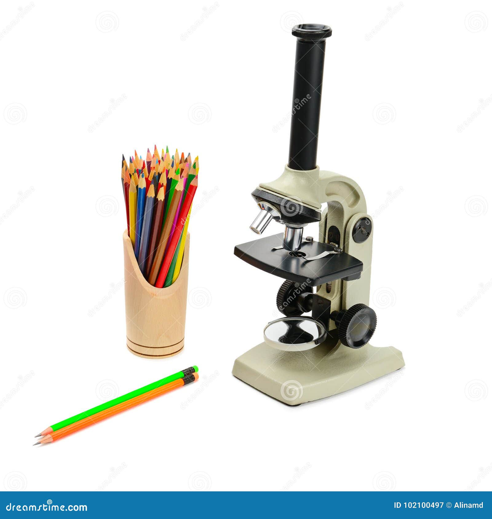 Microscope Et Crayons De Laboratoire D'isolement Sur Le Fond Blanc ...