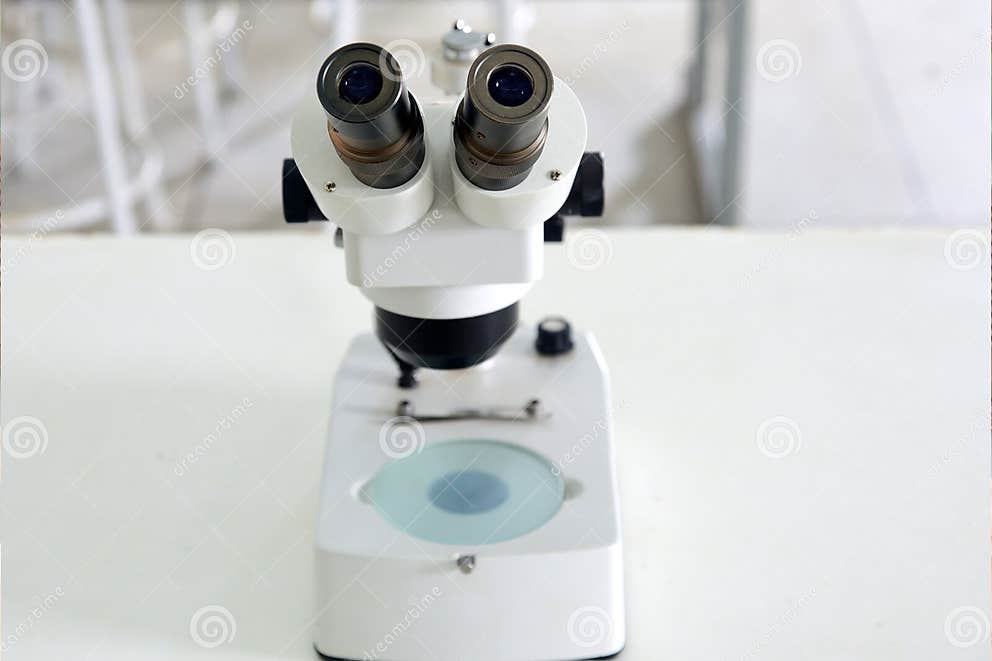 Microscope Optical Instrument Capable of Magnifying Images of Very ...