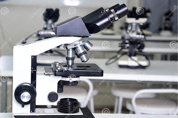 Microscope Optical Instrument Capable of Magnifying Images of Very ...