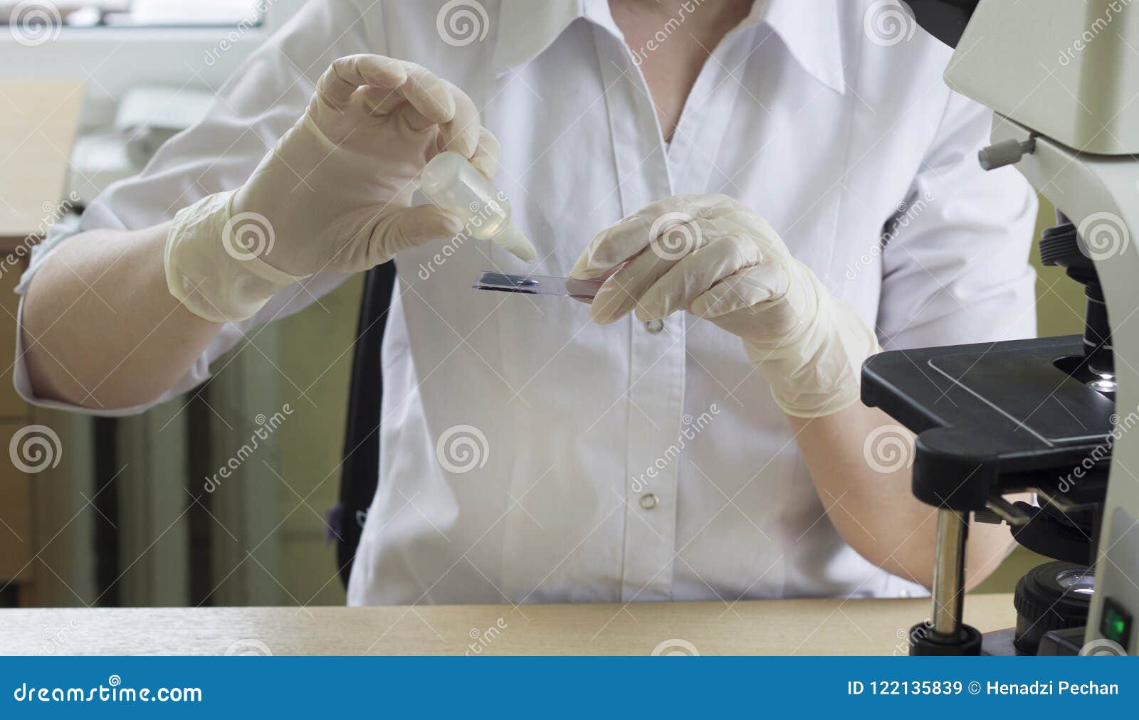 Microscopy of Urine, Microscopy Analysis Stock Image - Image of ...