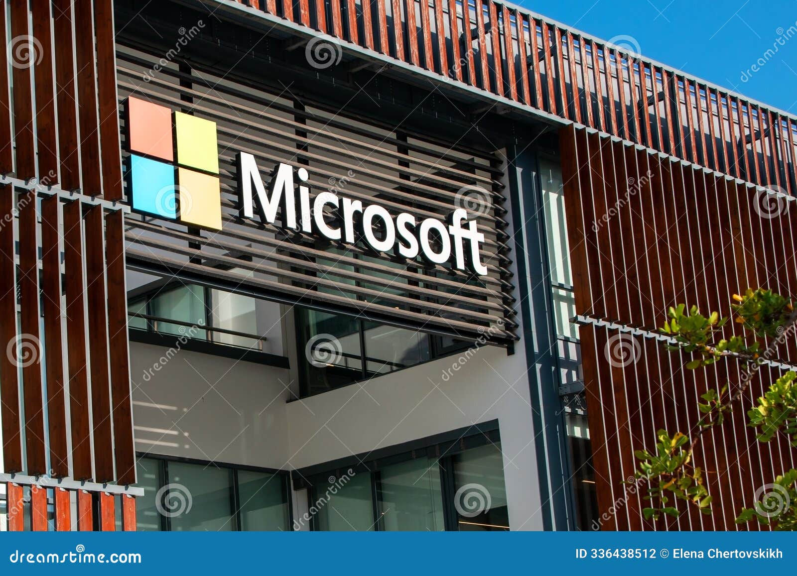 Microsoft Logo and Text Sign of Microsoft Office Building Editorial ...
