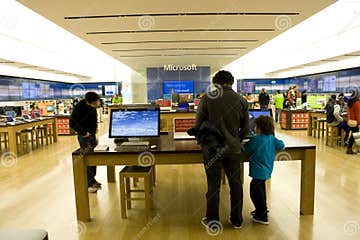 Microsoft store editorial stock image. Image of computer - 27228039