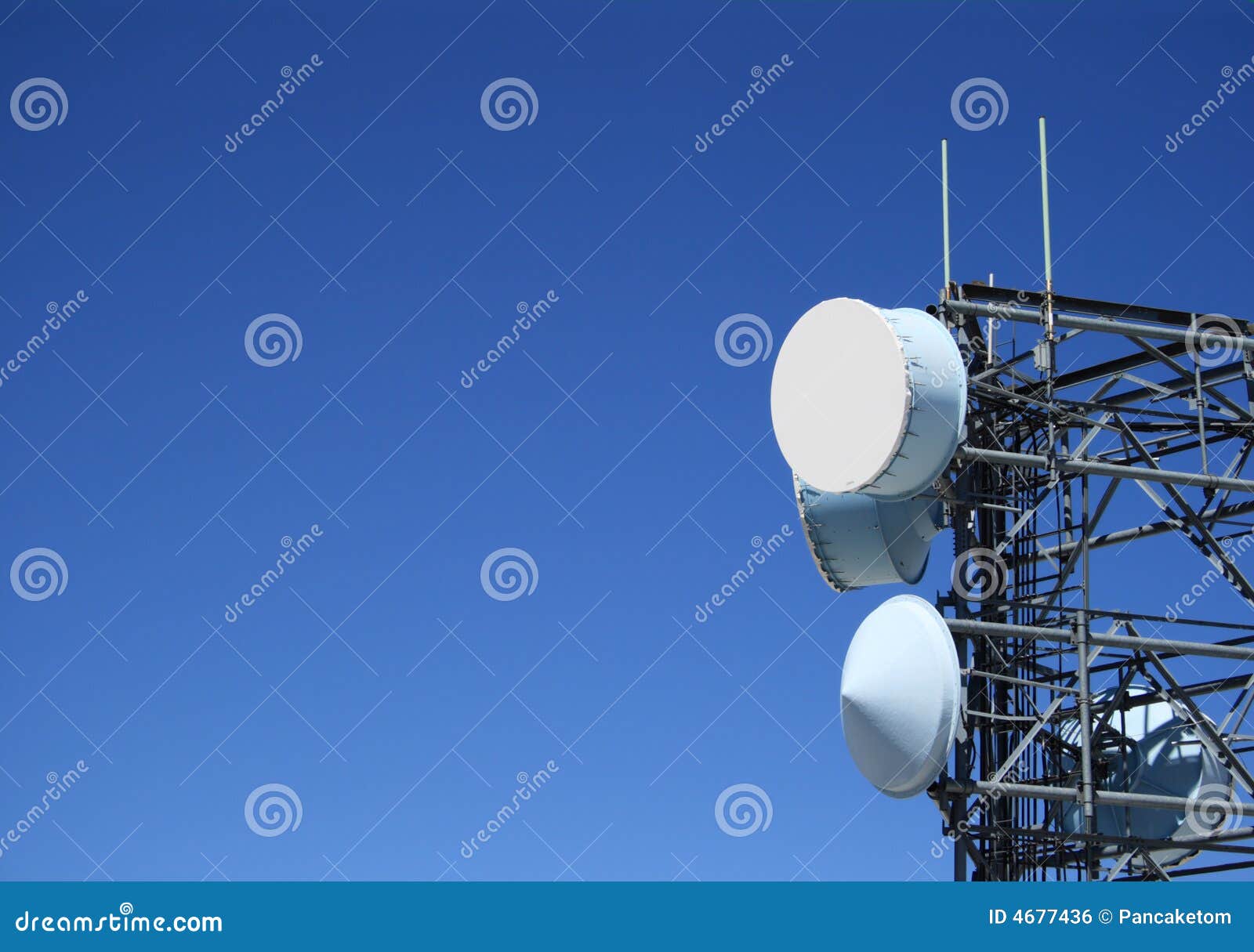 Microwave antenna tower stock photo. Image of antenna - 4677436