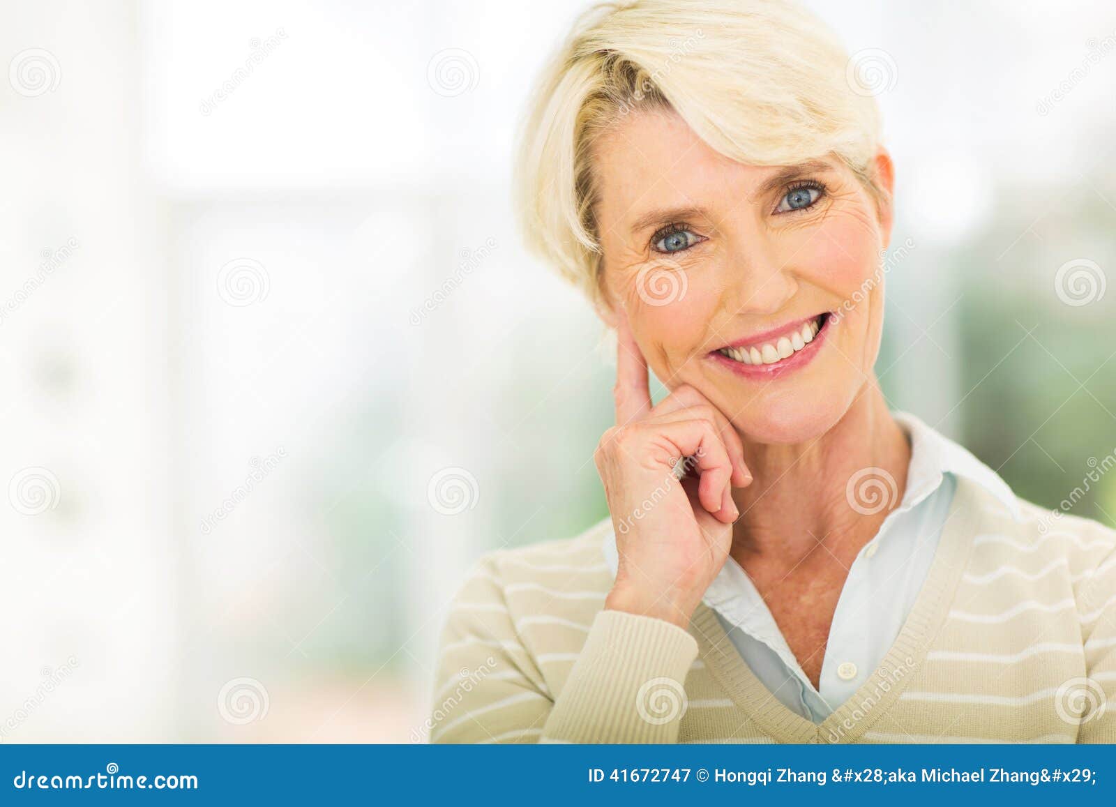 Mid age lady stock image. Image of house, adult, lifestyle - 41672747