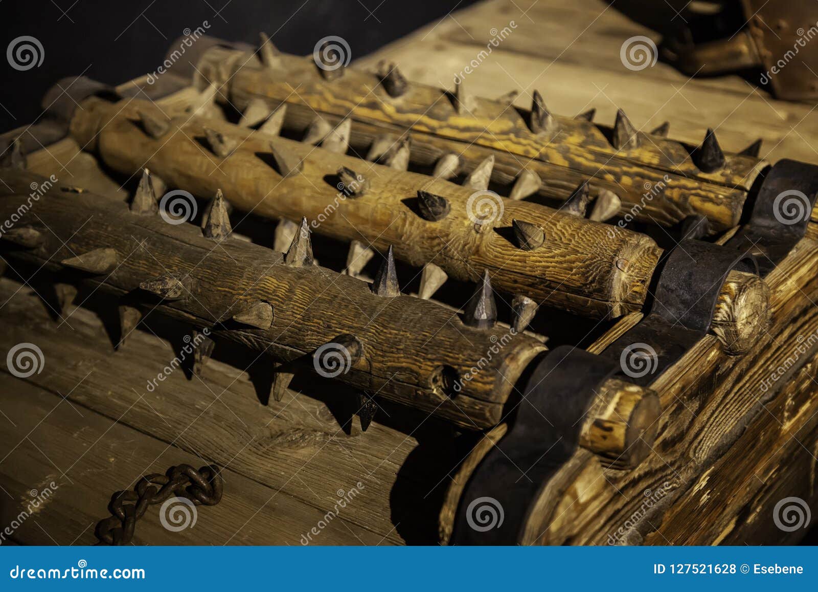 Middeleeuws Instrument Van Marteling Stock Foto - Image of metaal ...