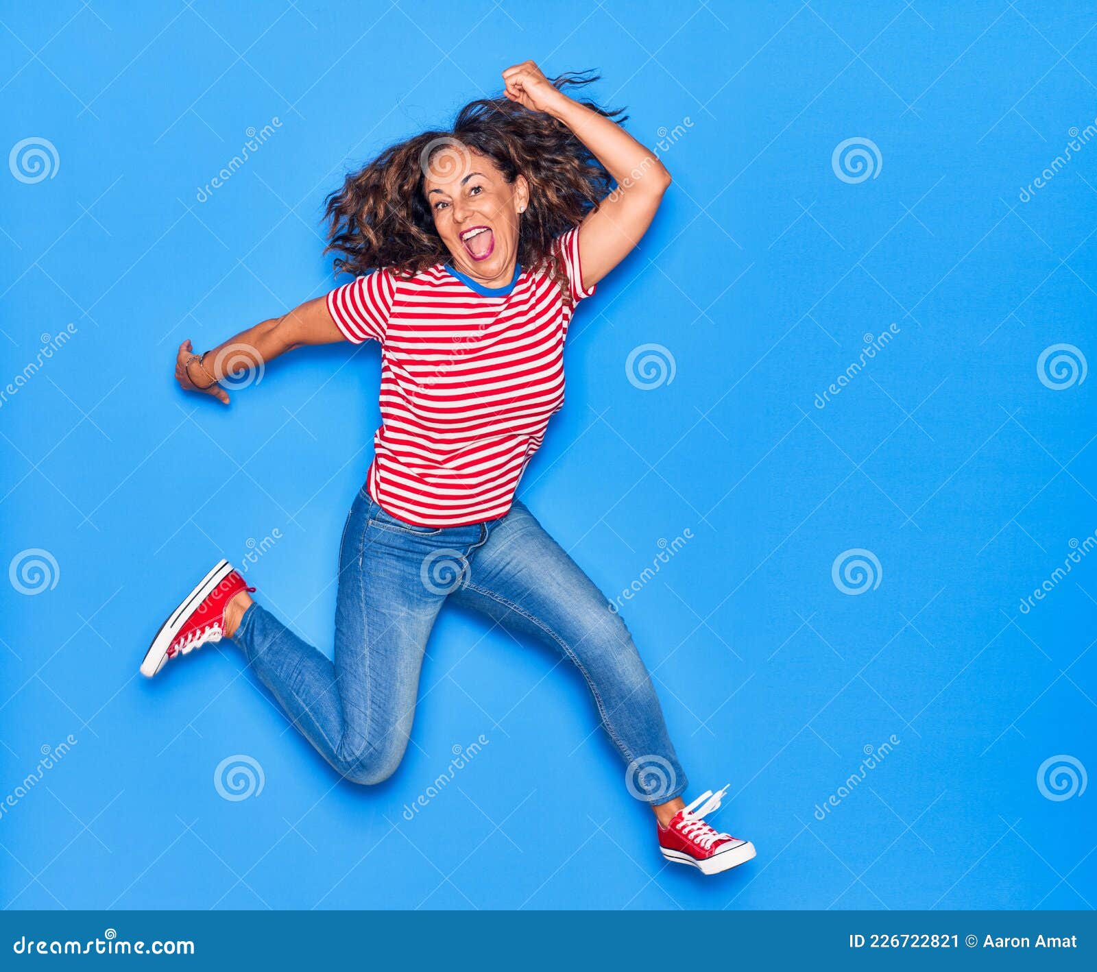 Middle Age Beautiful Hispanic Woman Wearing Casual Clothes Smiling