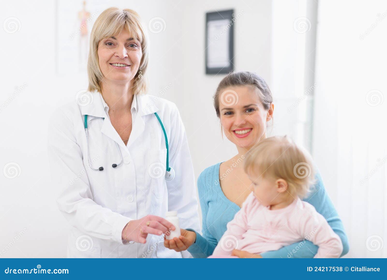 Middle Age Pediatric Doctor Giving Tablets Bottle Stock Photo - Image ...