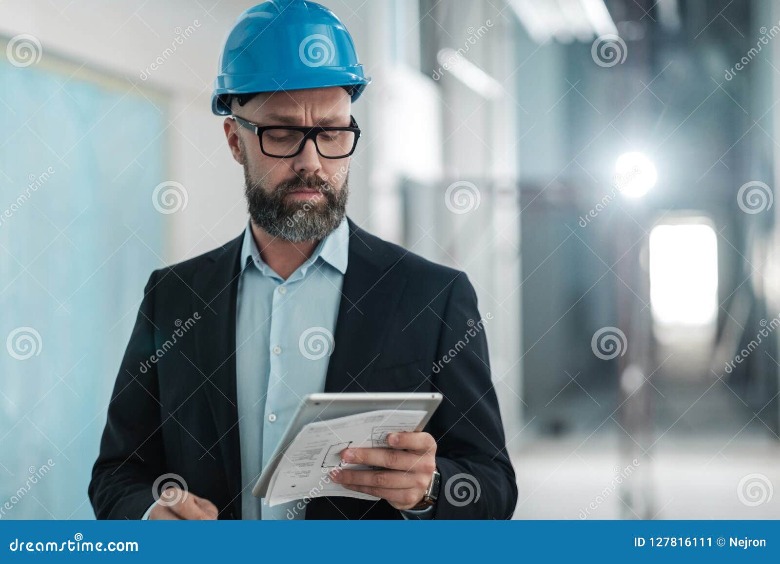 Middle-aged Engineer in Hardhat Stock Image - Image of chat, looking ...