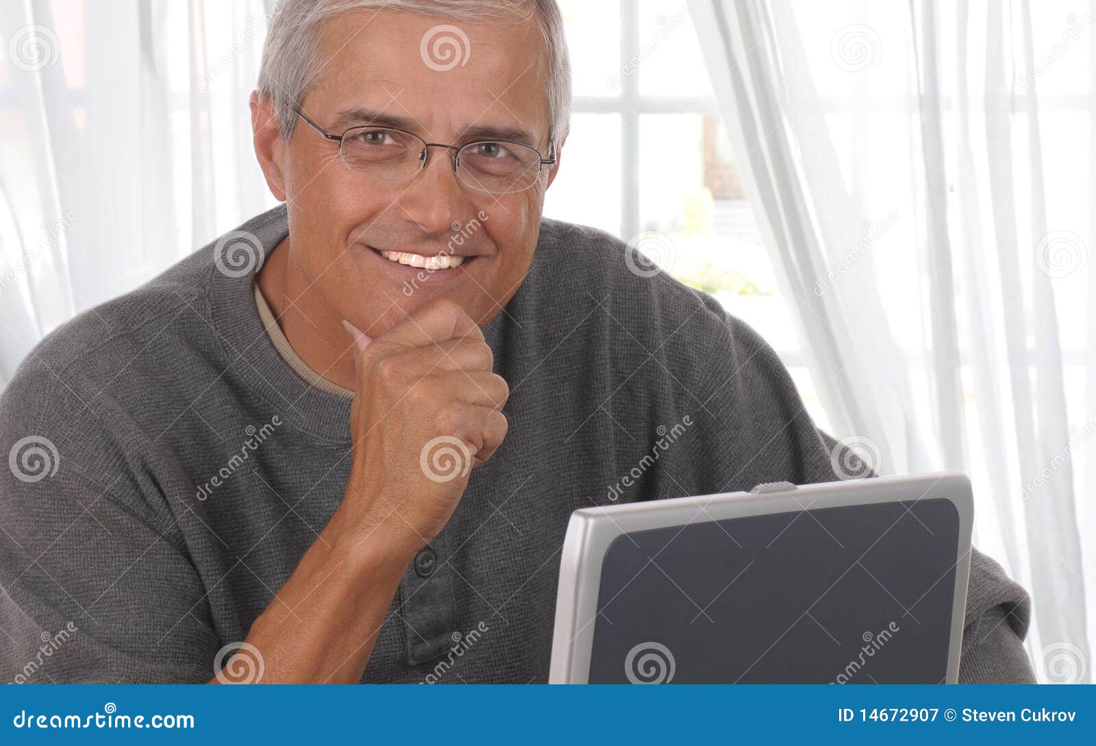 2,120 Man Inside Computer Window Stock Photos - Free & Royalty-Free ...