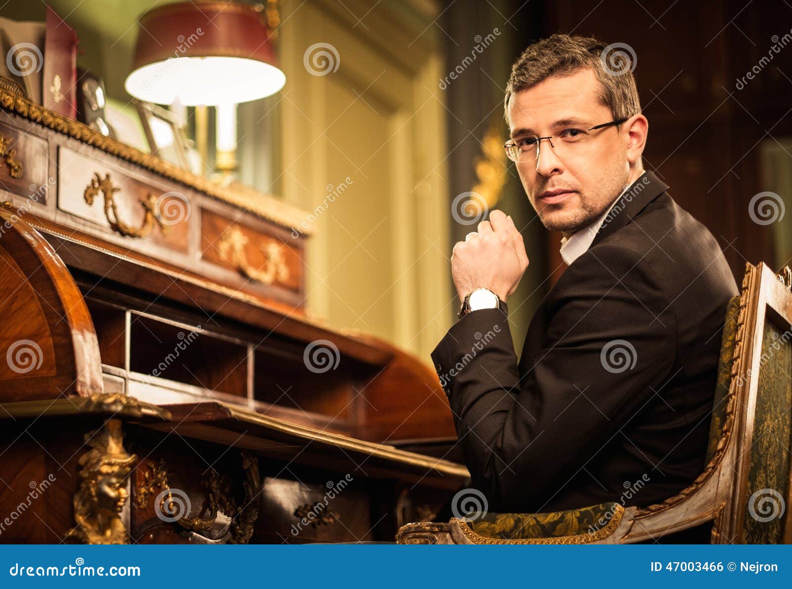 787 Mafia Interior Stock Photos - Free & Royalty-Free Stock Photos from ...