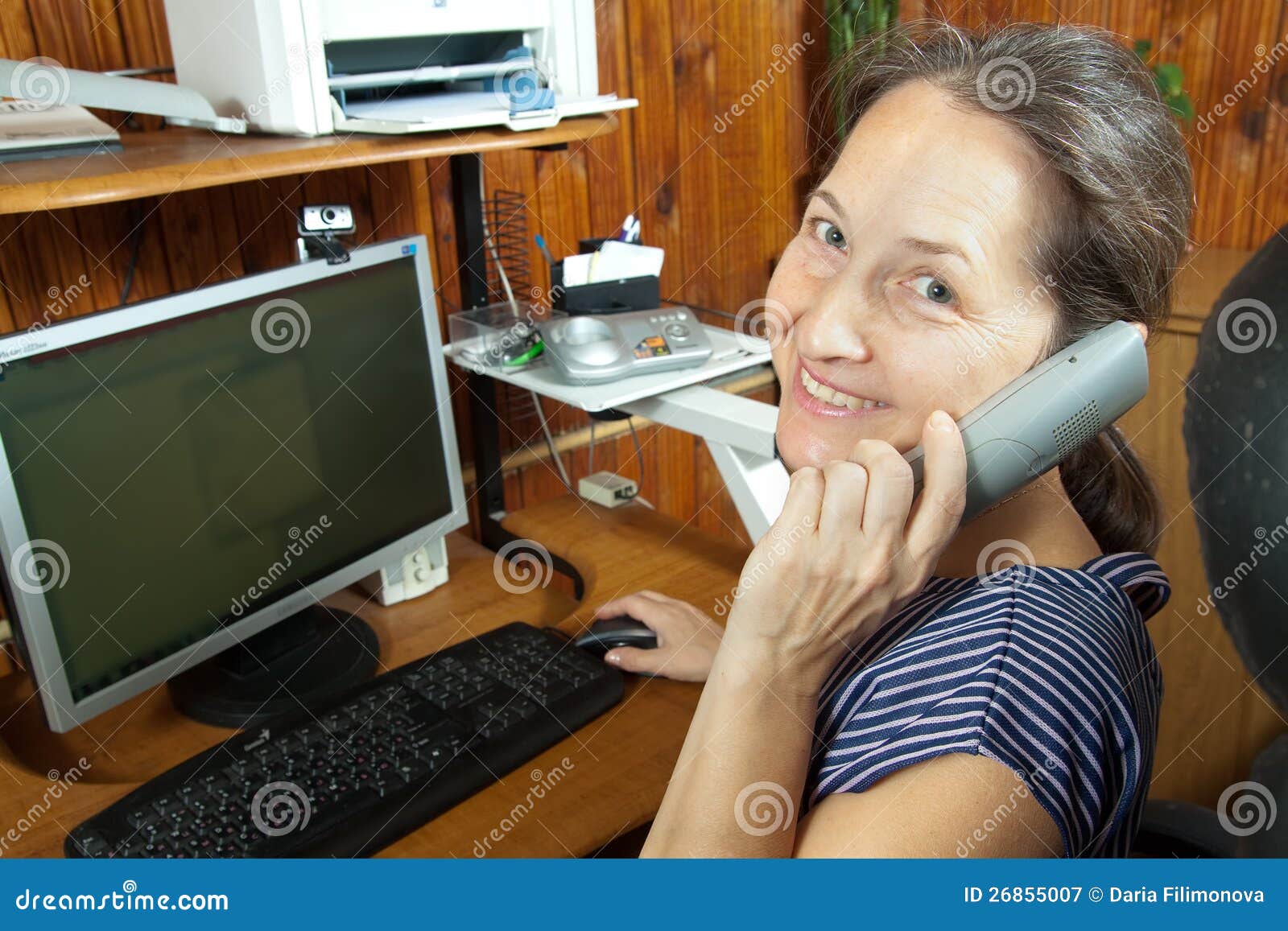 Middle-aged Woman at Computer Stock Image - Image of color, life: 26855007