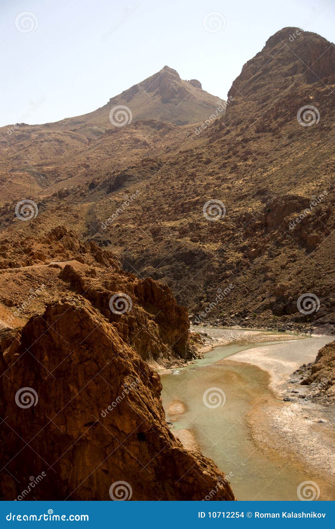 Middle Atlas Mountains stock photo. Image of road, climb - 10712254