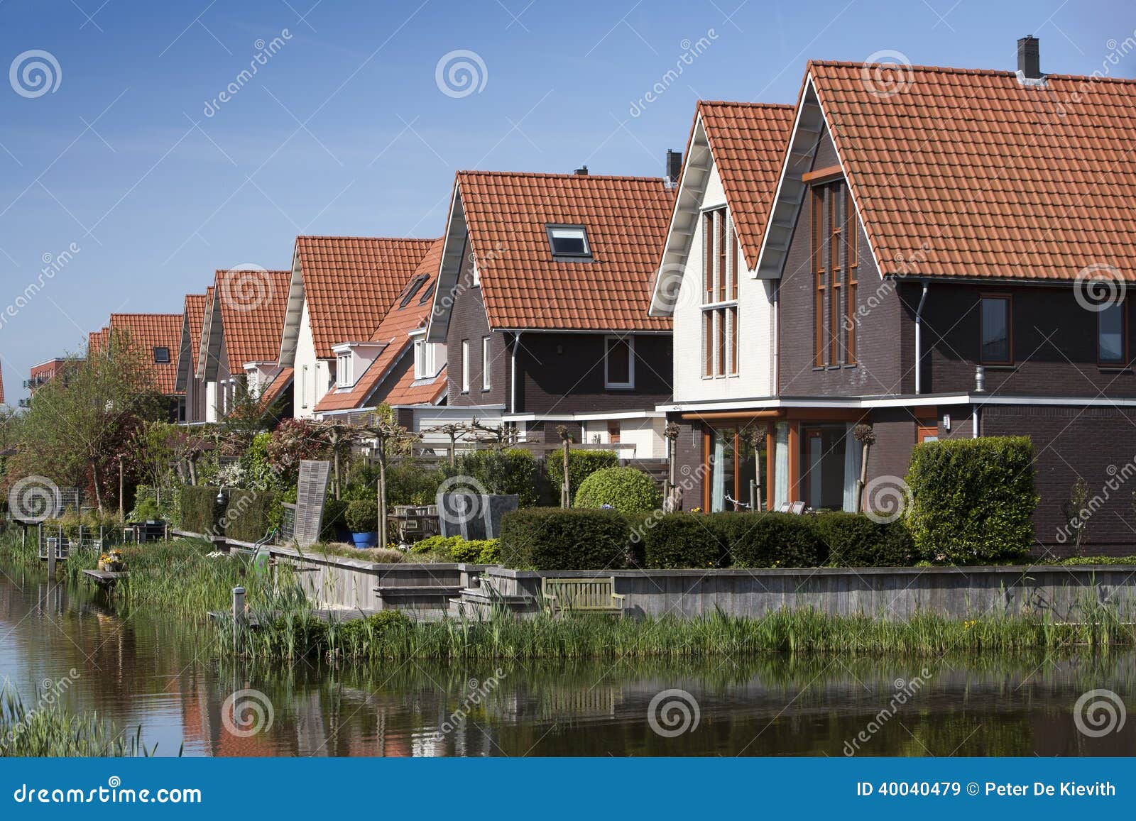 Middle class neighborhood stock image. Image of development - 40040479