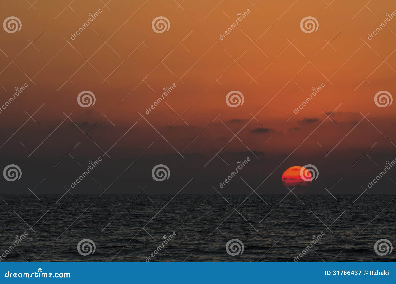 Middle east beach sunset stock image. Image of seascape - 31786437