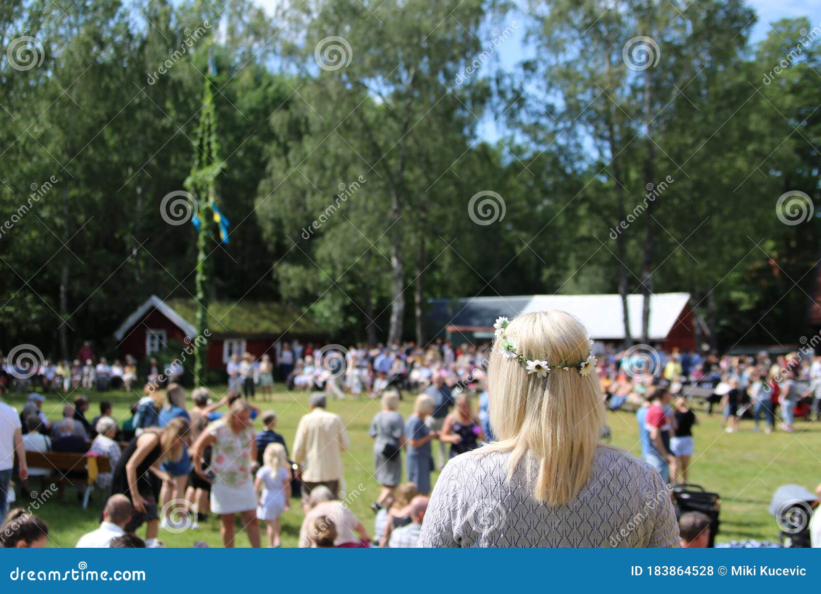 Midsommar Celebration in Sweden Editorial Stock Photo - Image of daisy ...