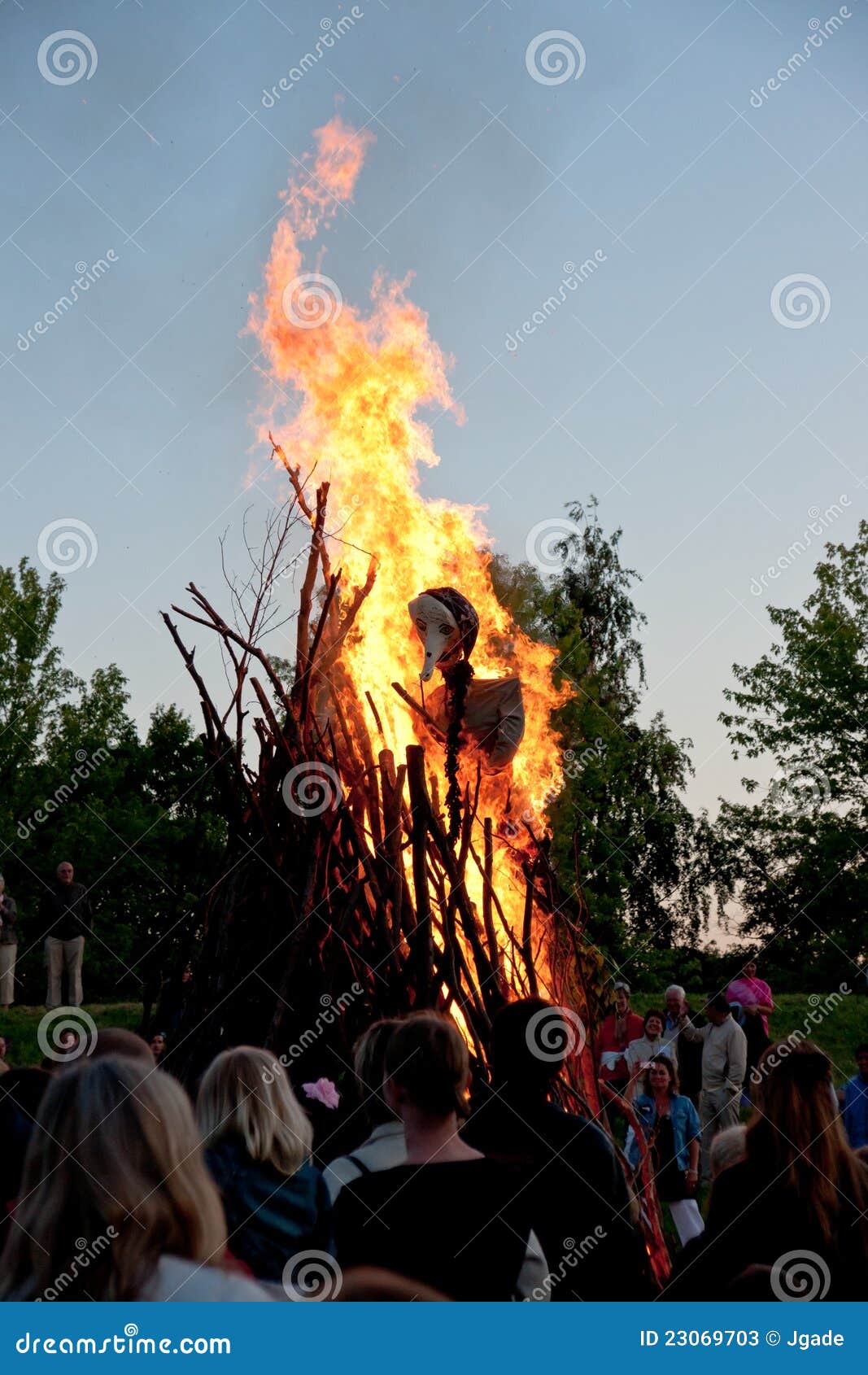 Midsummer bon fire editorial stock photo. Image of john - 23069703