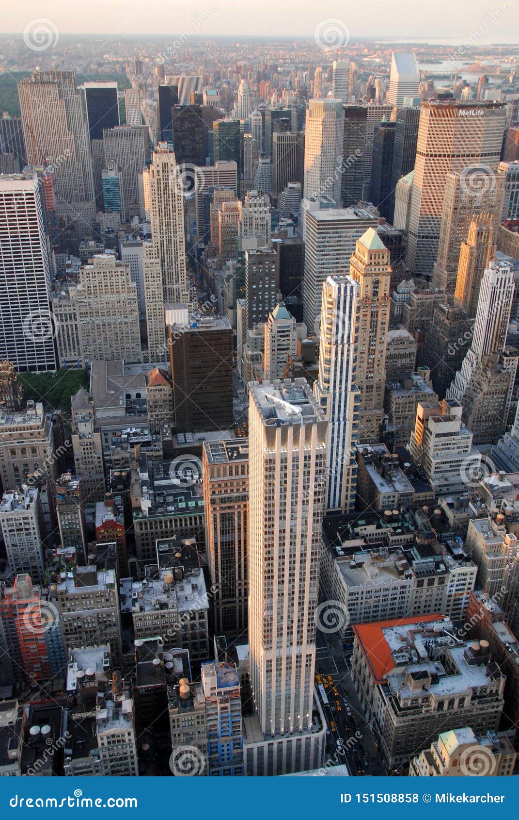 Midtown Manhattan stock photo. Image of busy, buildings - 151508858